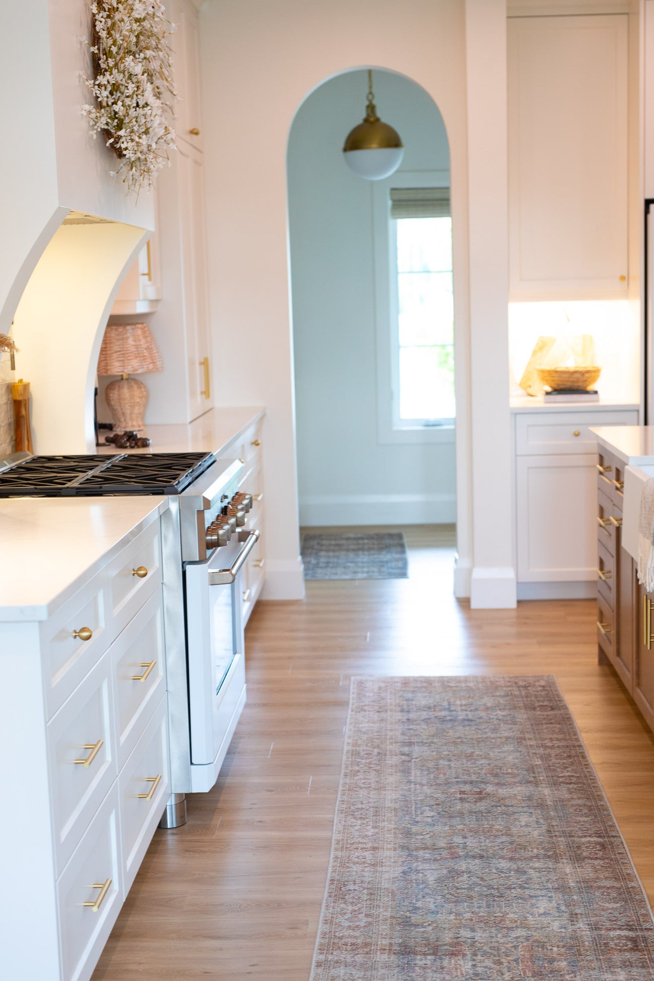 Chris Loves Julia x Loloi Jules Lagoon / Brick Rug – Rug and Weave